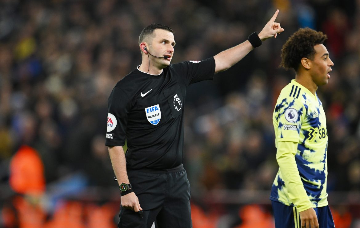 Englishman Michael Oliver to referee PSG - Bayern Munich Champions ...