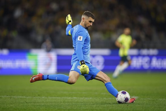 Official | Australian international Mathew Ryan departs Lens - Get ...