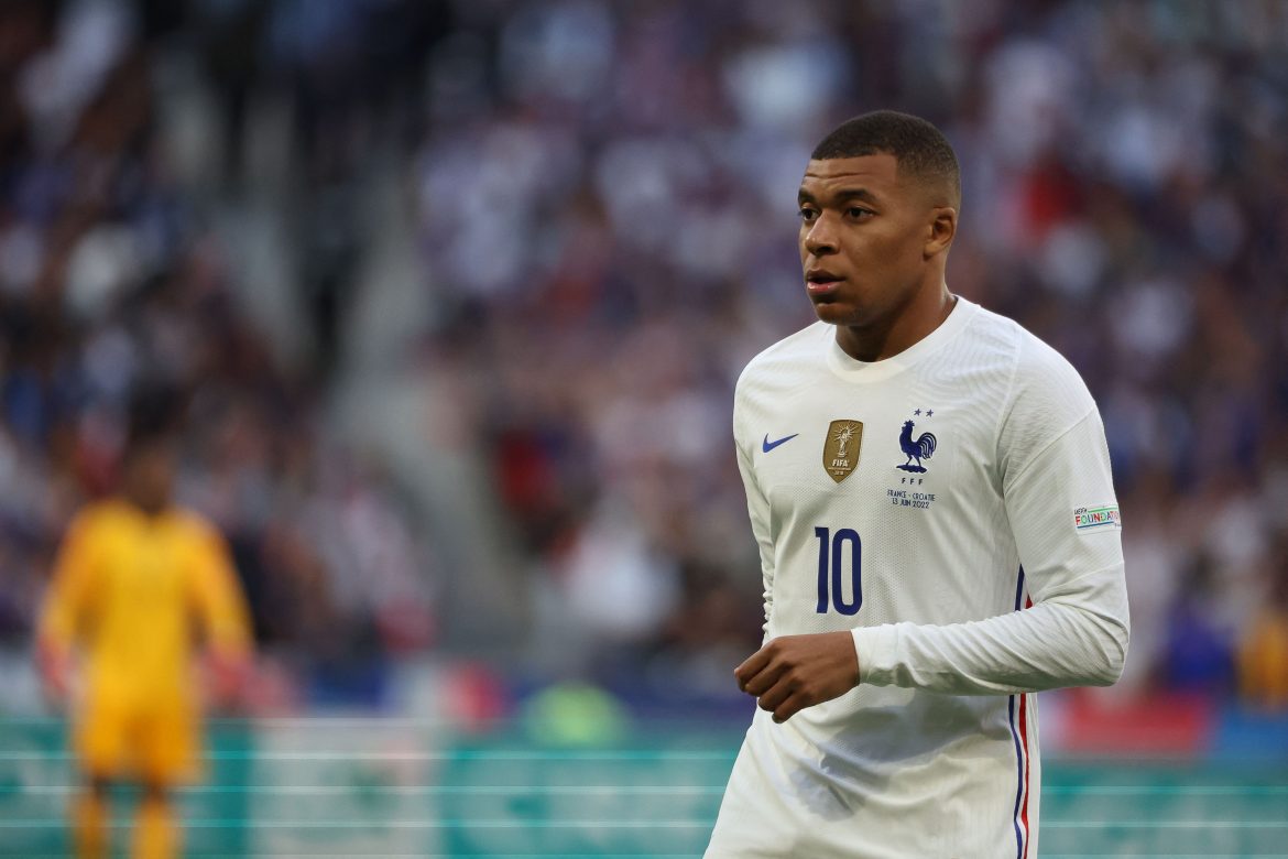 FFF to review image rights agreement with France national team players ...