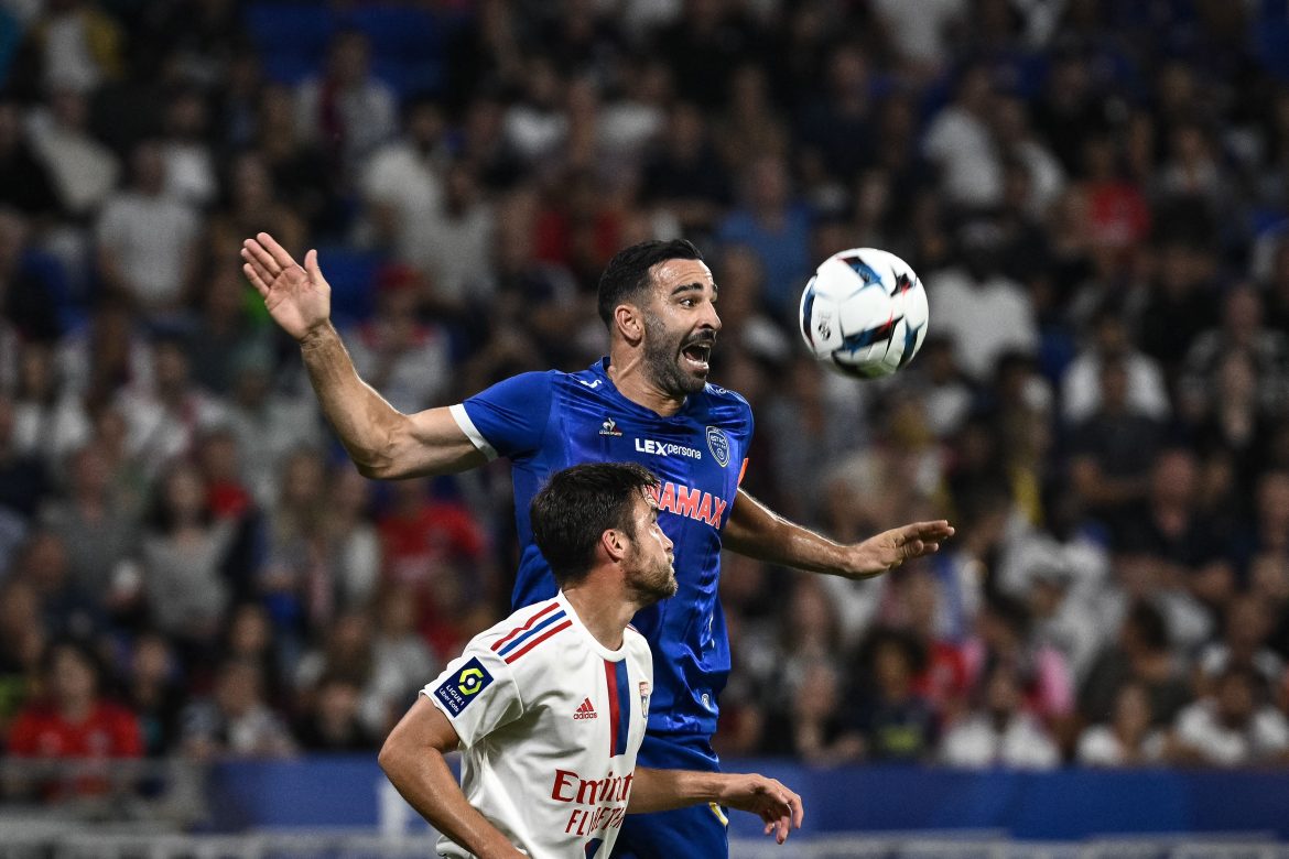 Adil Rami on Troyes boss Patrick Kisnorbo: "I have eight games left ...