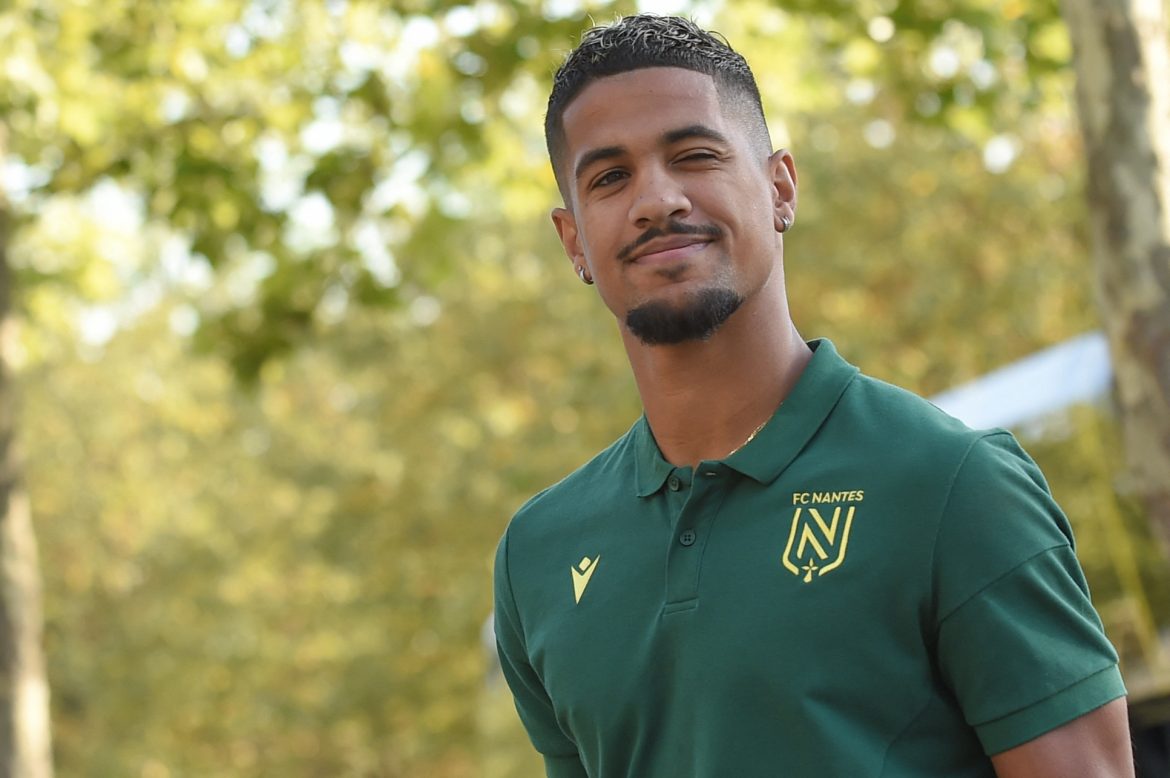 Ludovic Blas does 180 degree turn, set to stay at Nantes - Get French ...