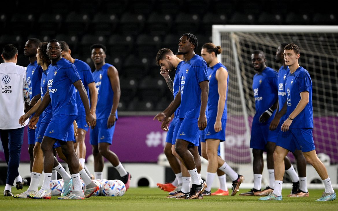 France focus on corners in training ahead of England clash - Get French ...