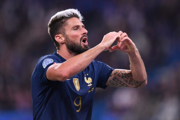 Olivier Giroud set to start the Denmark game on the bench - Get French ...
