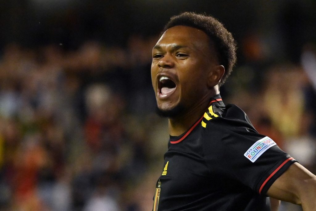 Official | Lens sign Belgium forward Loïs Openda - Get French Football News