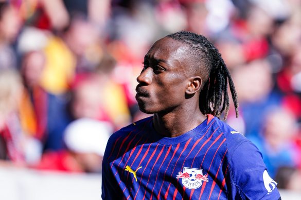 PSG to step up interest in Liverpool target Yan Diomandé? - Get French ...