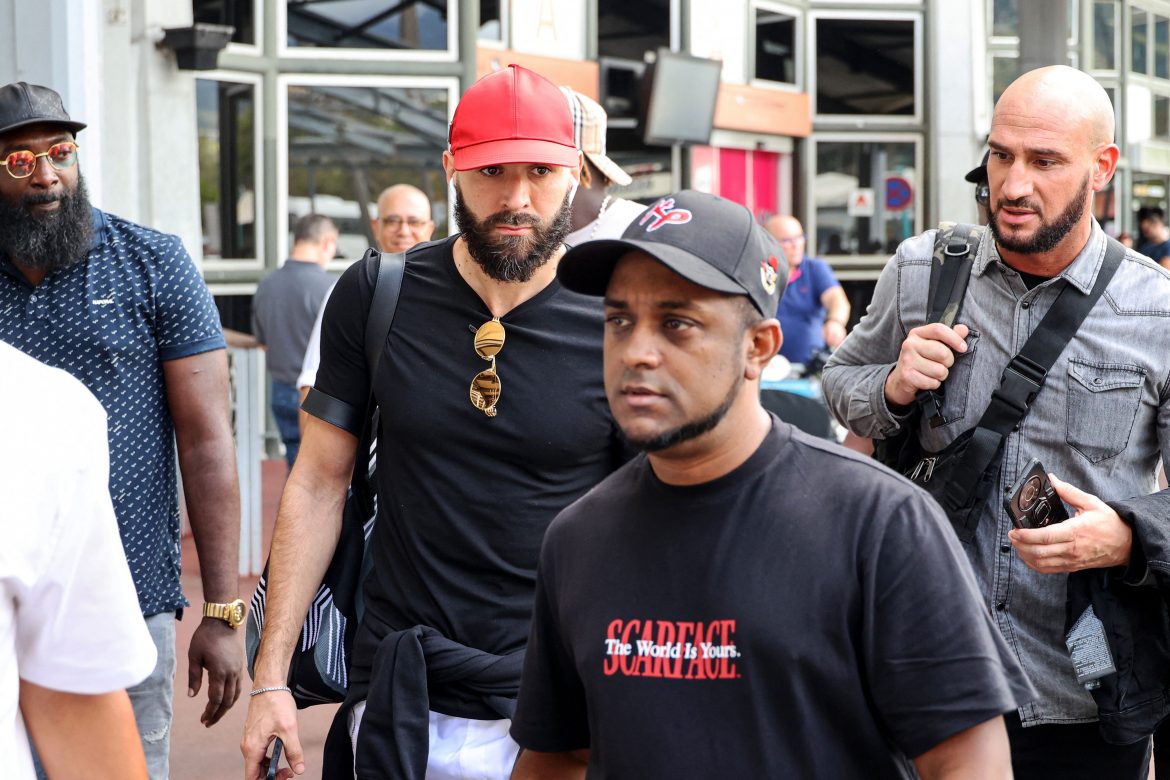 Karim Benzema snubs invitation to attend World Cup final - Get French ...